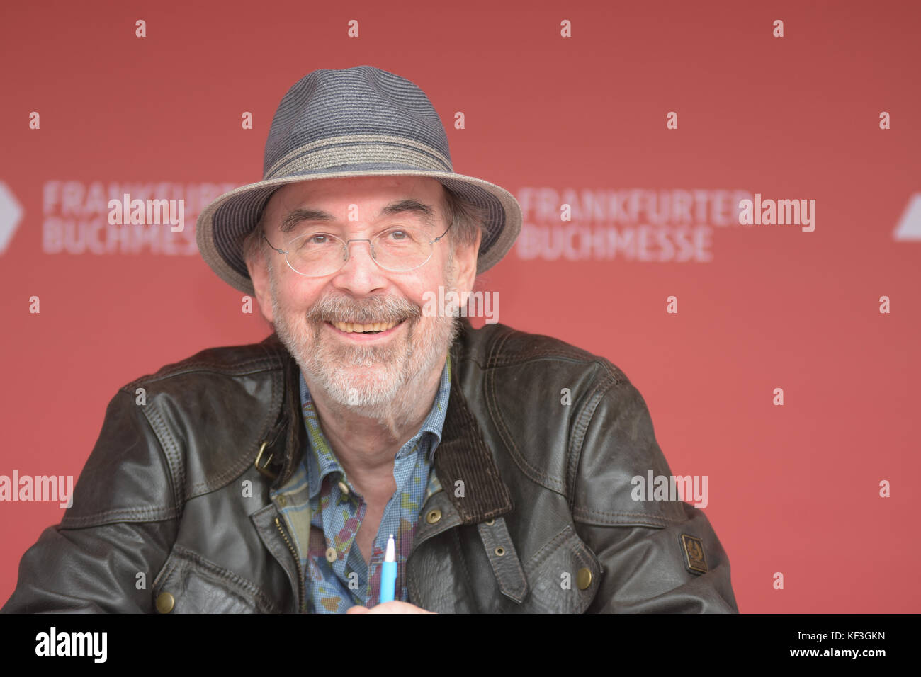 Frankfurt, Germany. 13th Oct, 2017. Tetsche (* 1946), german cartoonist ...