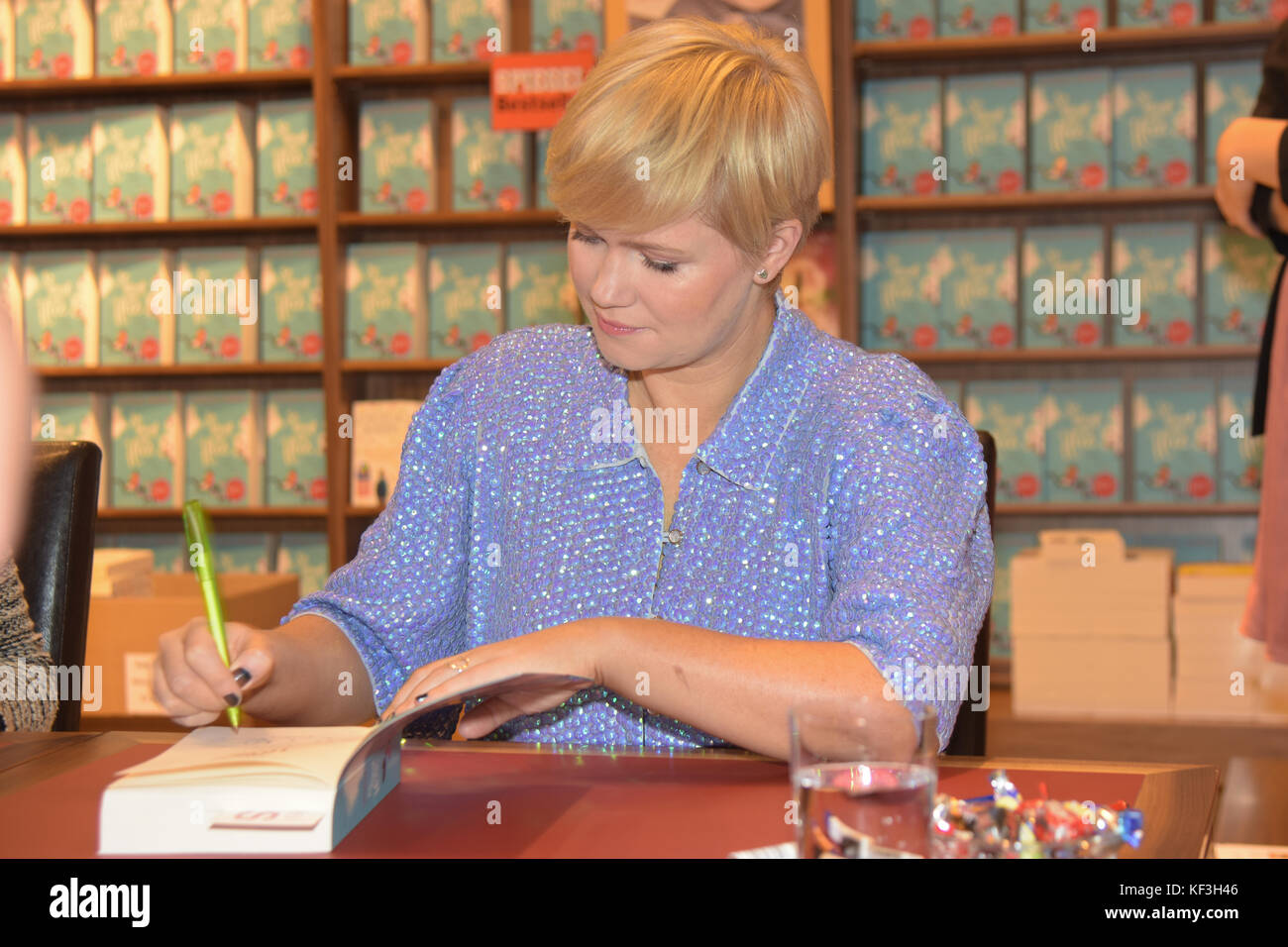 Frankfurt, Germany. 14th Oct, 2017. Cecelia Ahern (* 1981), irish ...