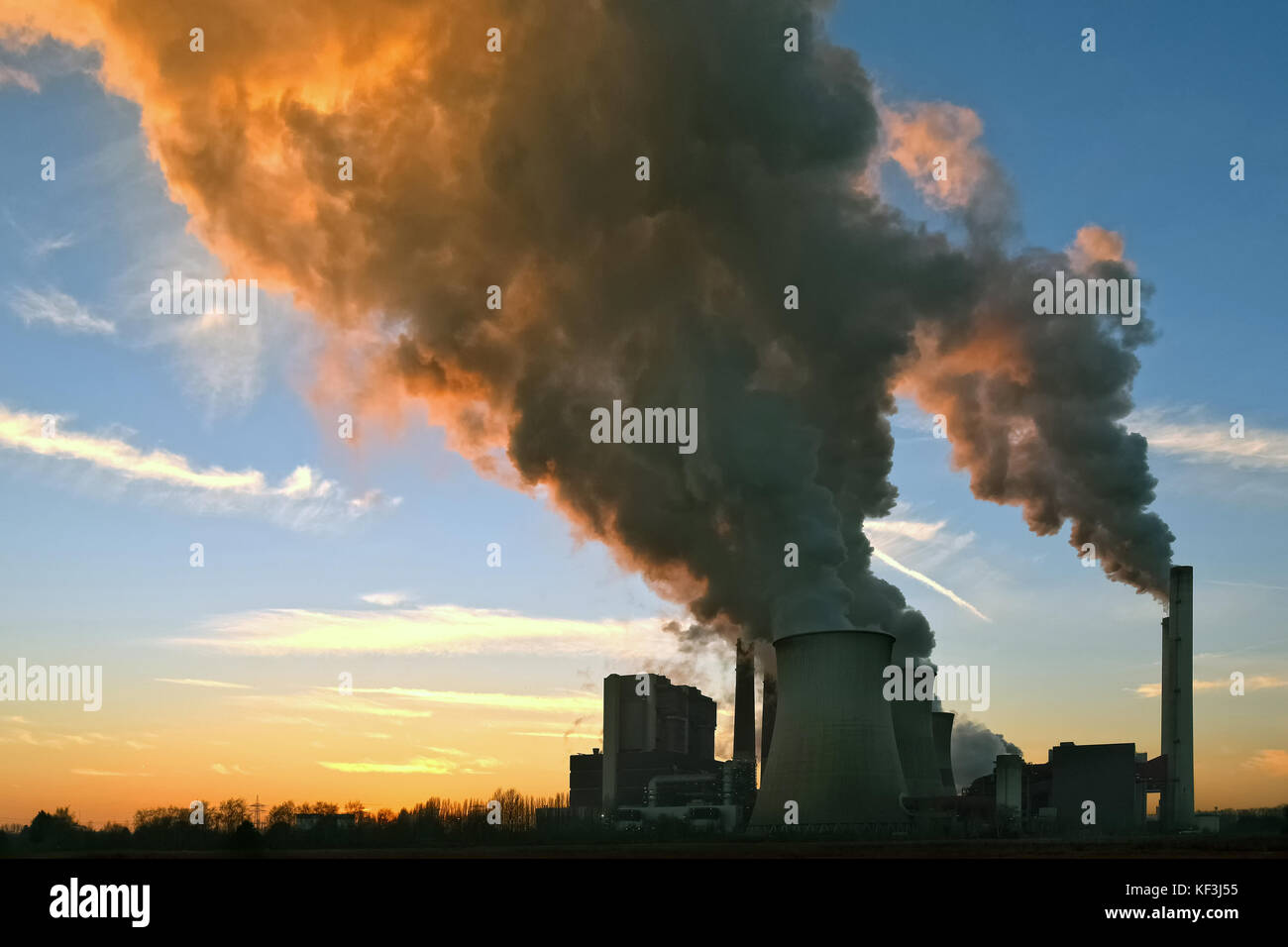 Fossil Fueled Power Plant High Resolution Stock Photography and Images ...