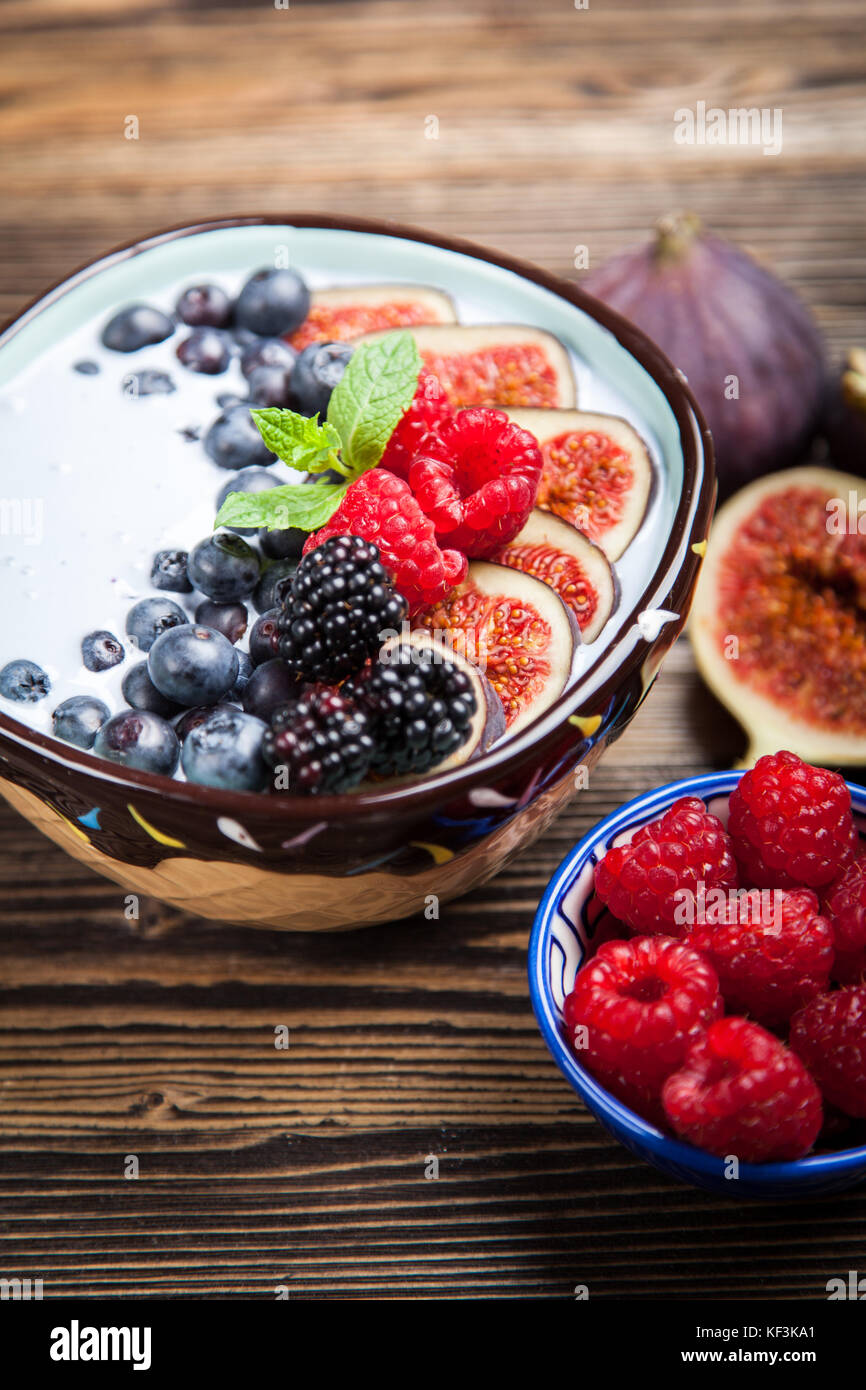 Delicious blueberry and fig yoghurt Stock Photo - Alamy