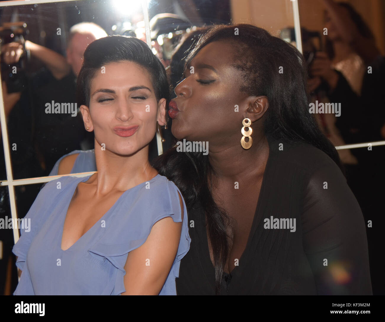 Frankfurt, Germany. 13th Oct, 2017. Neda Rahmanian (* 1978) with Thelma ...
