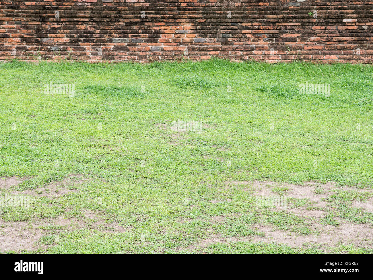 Old turf wall hi-res stock photography and images - Alamy