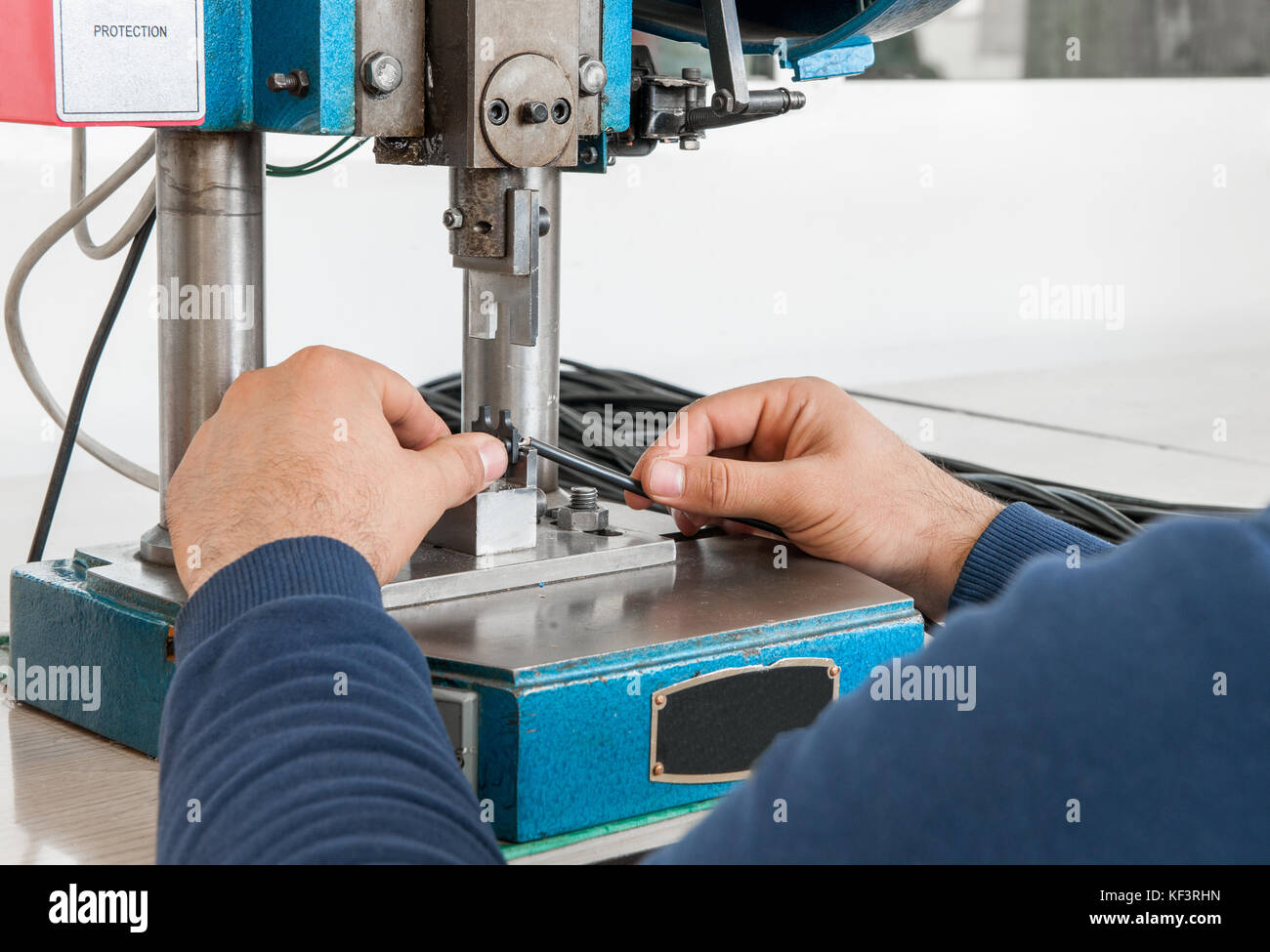 Wire cutting machine hi-res stock photography and images - Alamy