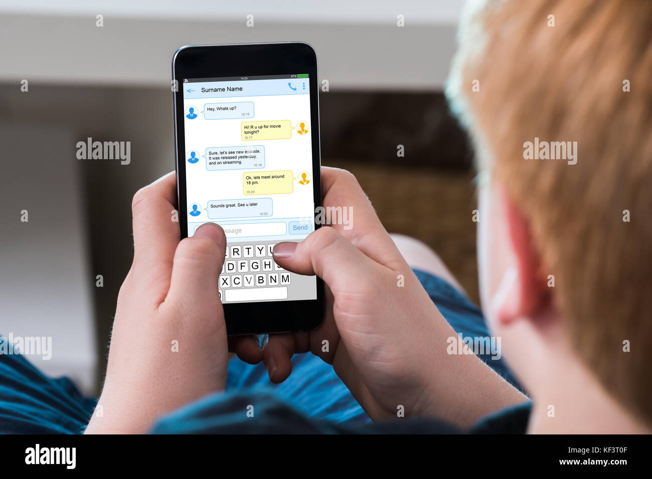 Teen typing hi-res stock photography and images - Alamy