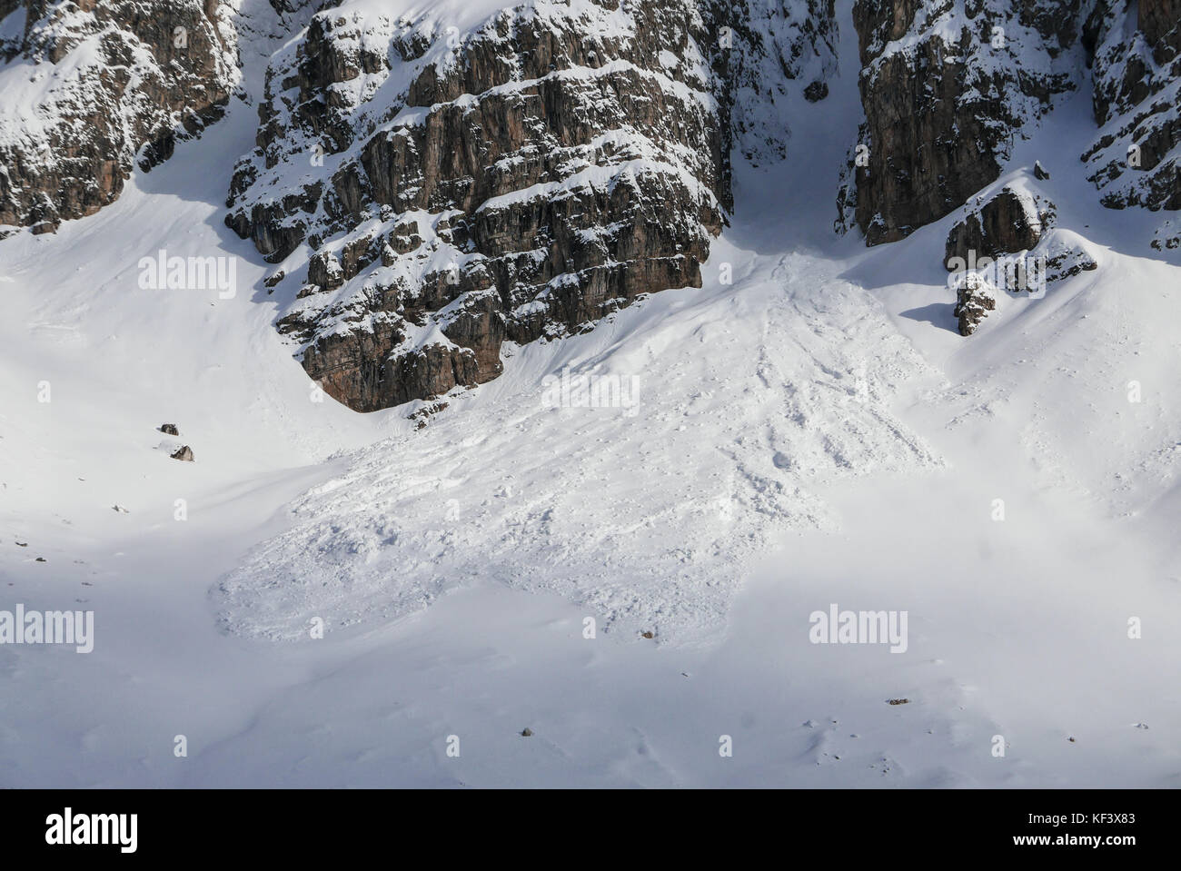 Snow Avalanche Destruction High Resolution Stock Photography and Images ...