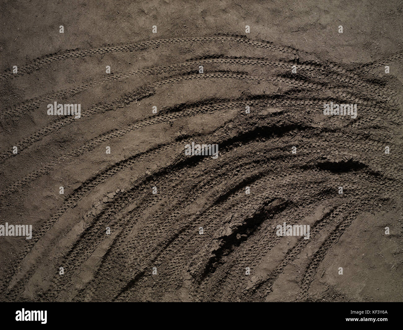 Overhead construction vehicle hi-res stock photography and images - Alamy