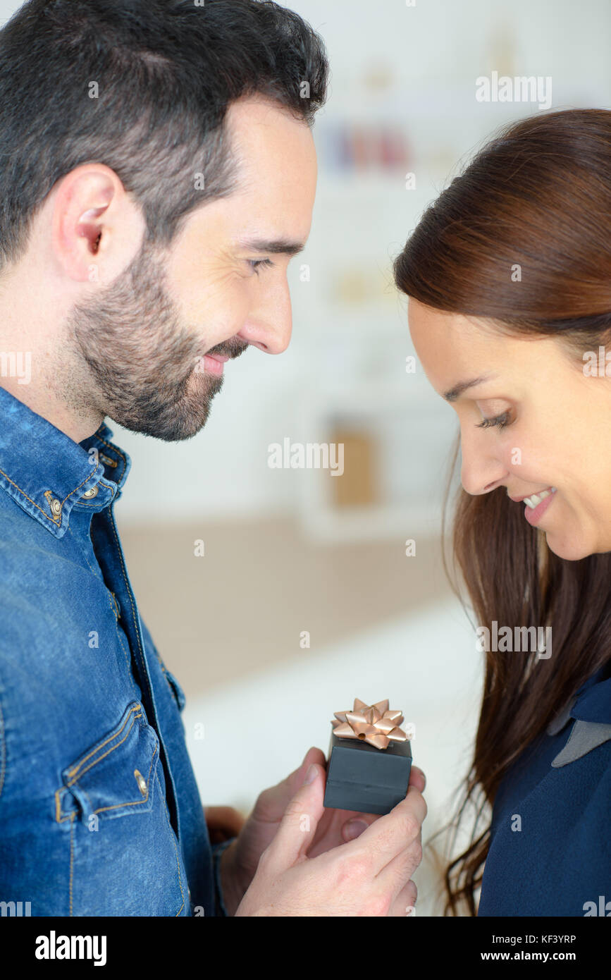 presenting an engagement ring Stock Photo - Alamy