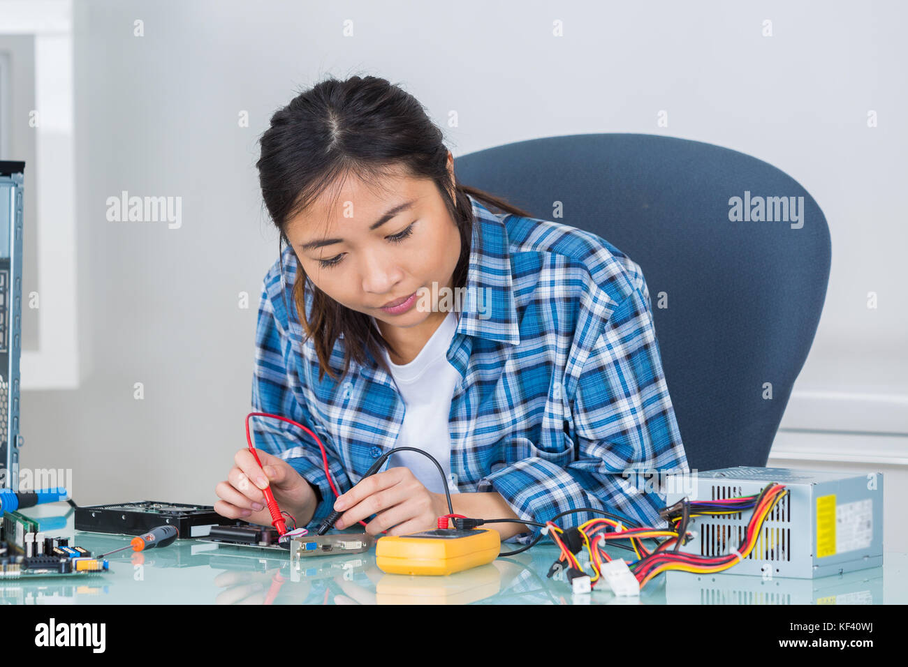 smart woman testing components Stock Photo - Alamy