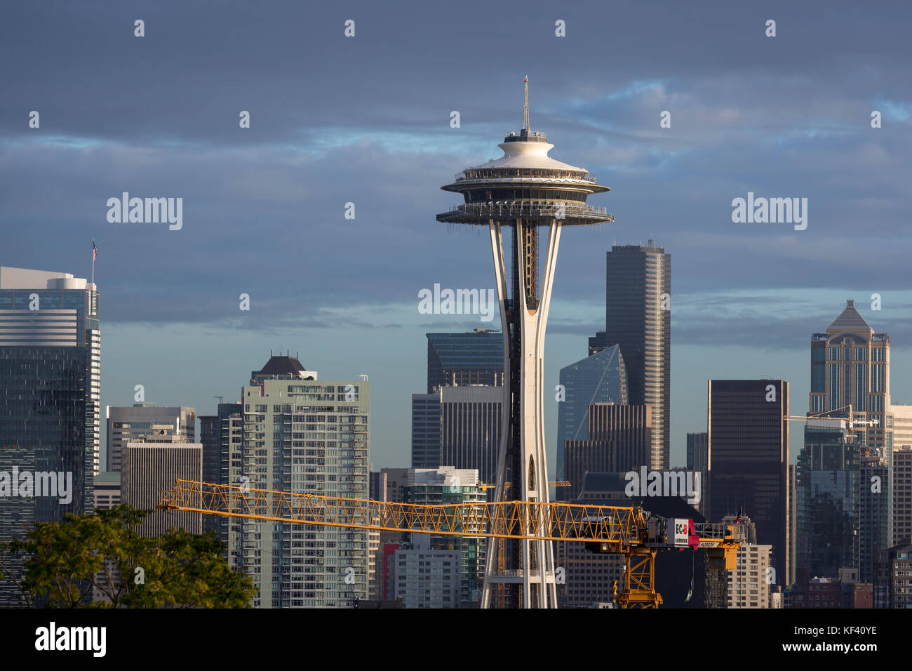 Seattle space needle googie architecture hi-res stock photography and ...