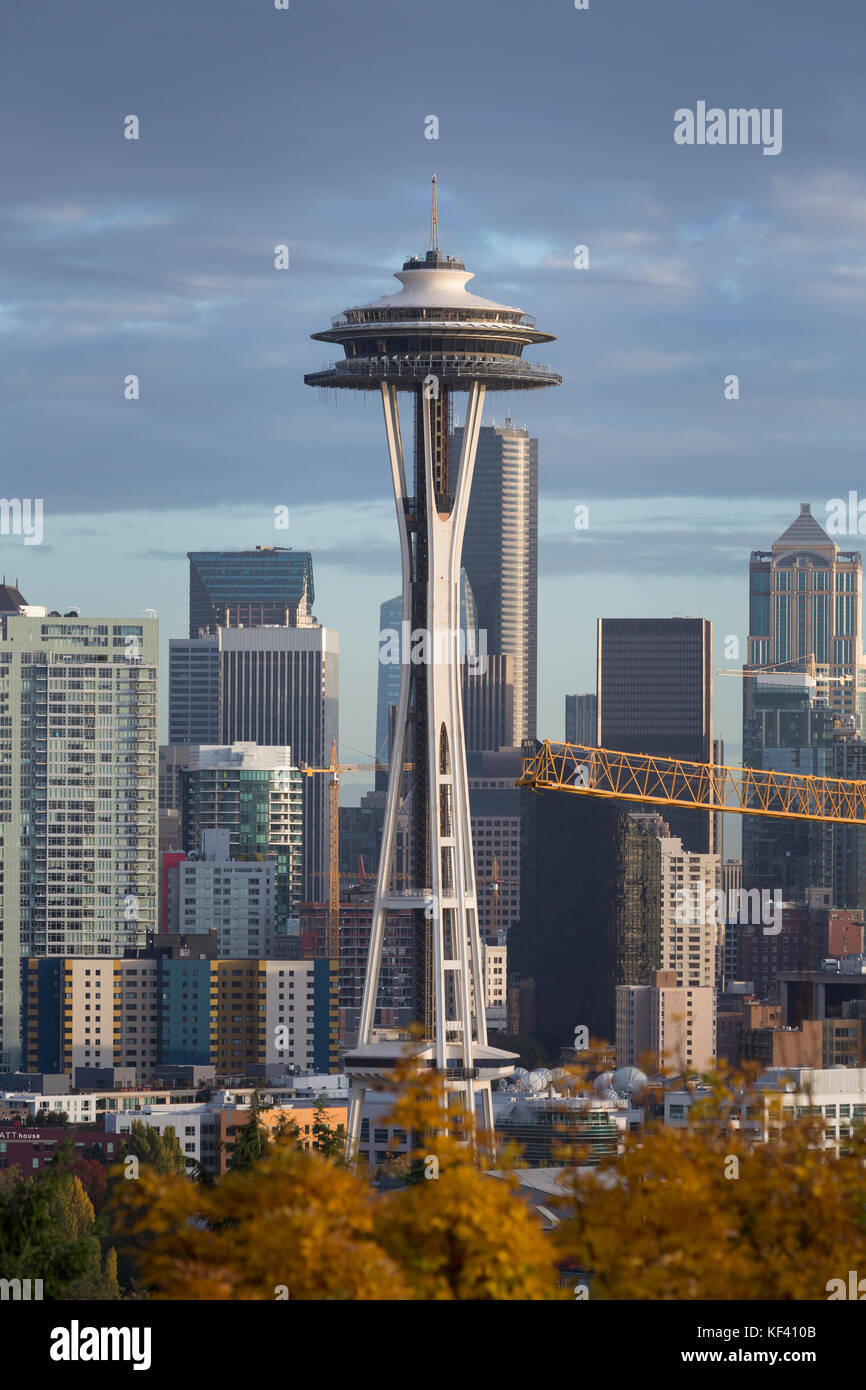 Seattle space needle googie architecture hi-res stock photography and ...
