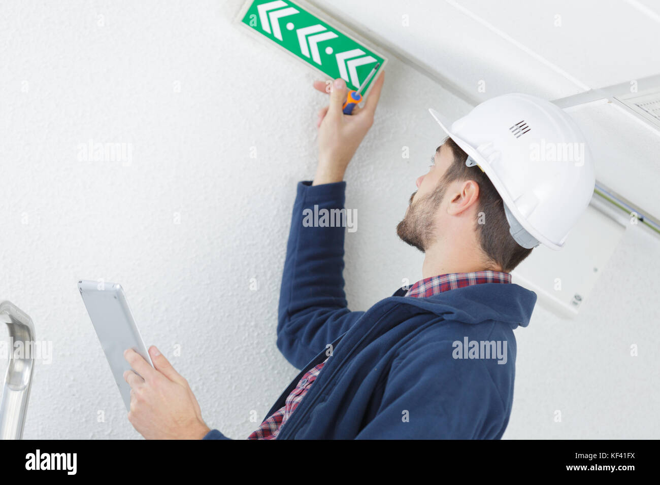 Placing an arrow hi-res stock photography and images - Alamy