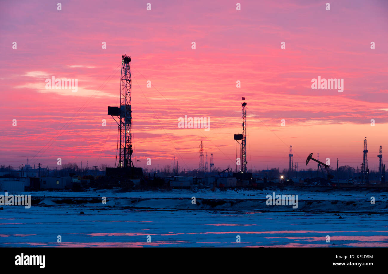Oilfields of Daqing,Heilongjiang Province,China Stock Photo - Alamy