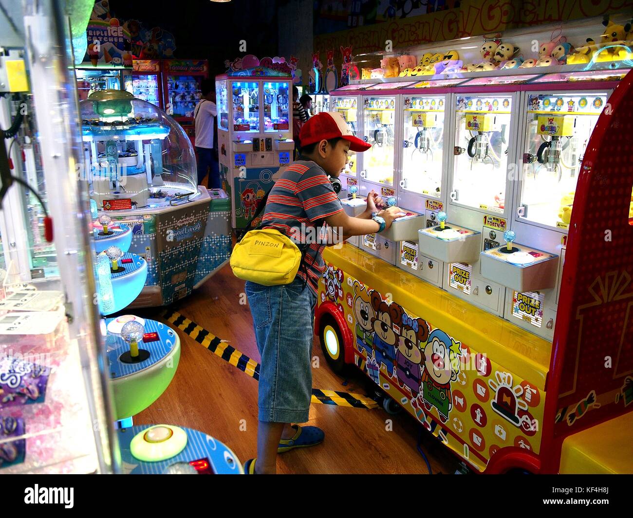 Antipolo city philippines playing hi-res stock photography and images ...