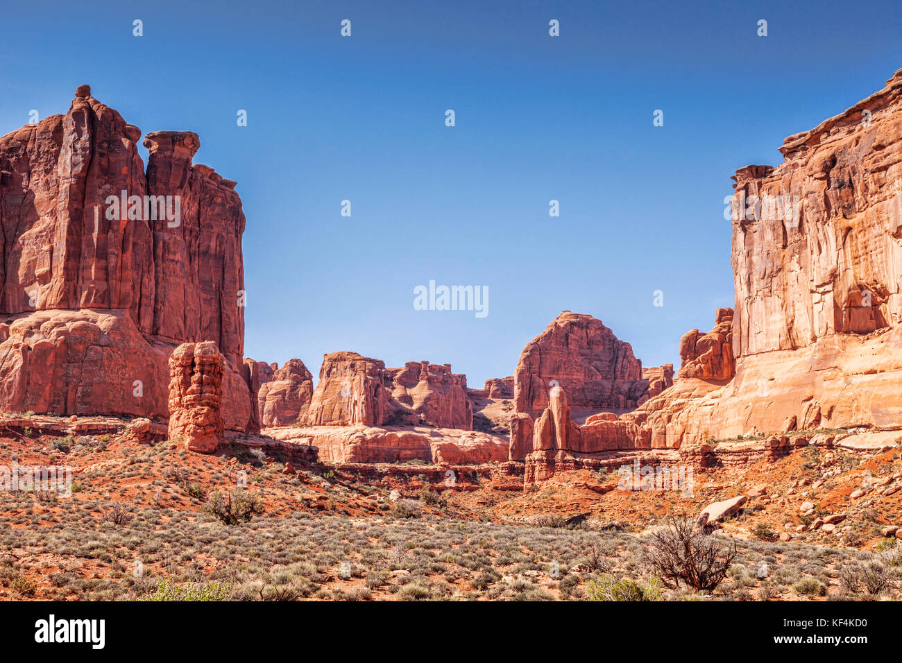 Sandstone monoliths hi-res stock photography and images - Alamy