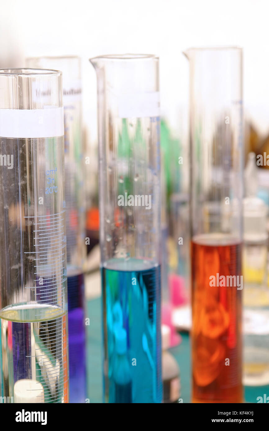 Row test hi-res stock photography and images - Alamy