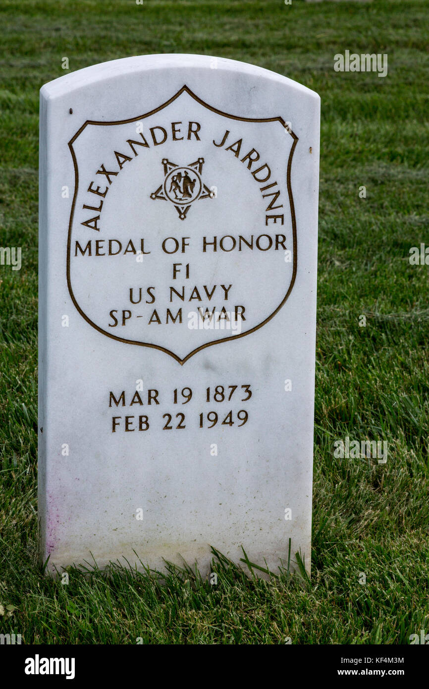 Arlington National Cemetery, Arlington, Virginia, USA. Tombstone of a ...