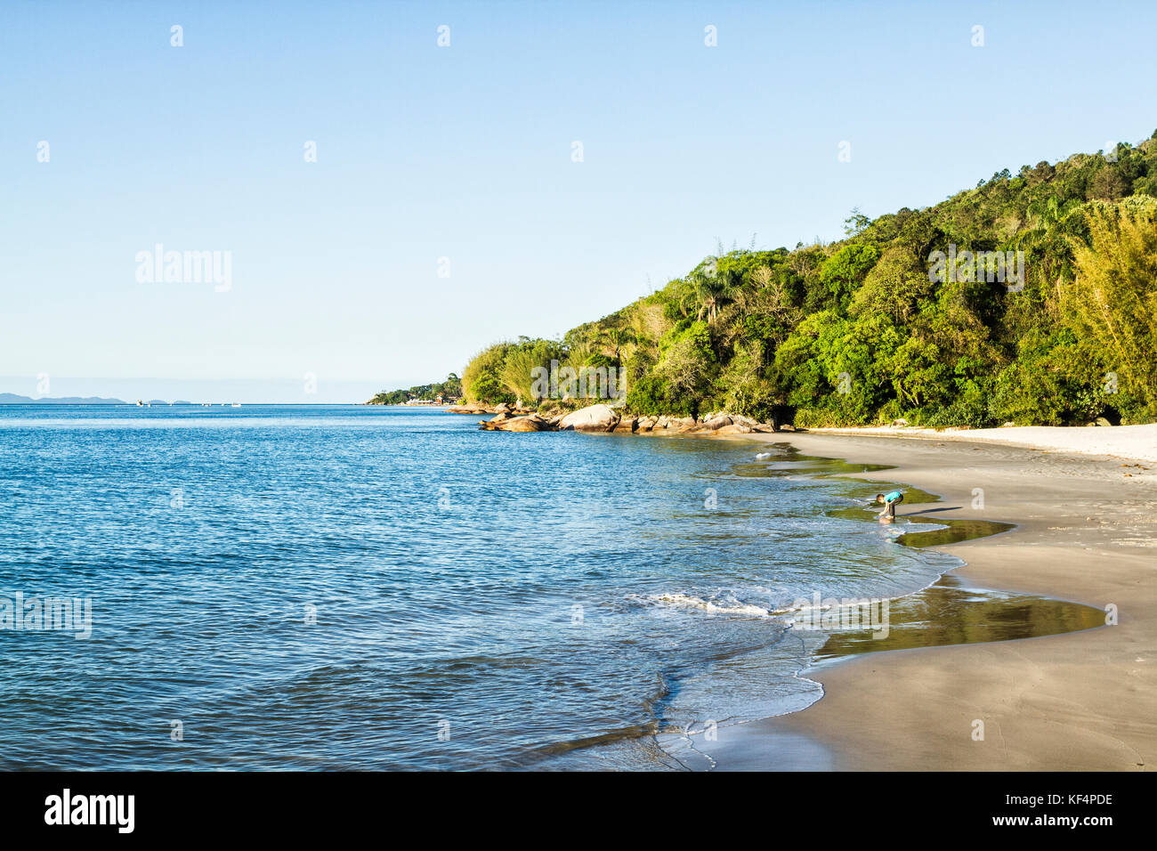 Daniela Beach. Florianopolis, Santa Catarina, Brazil Stock Photo - Alamy