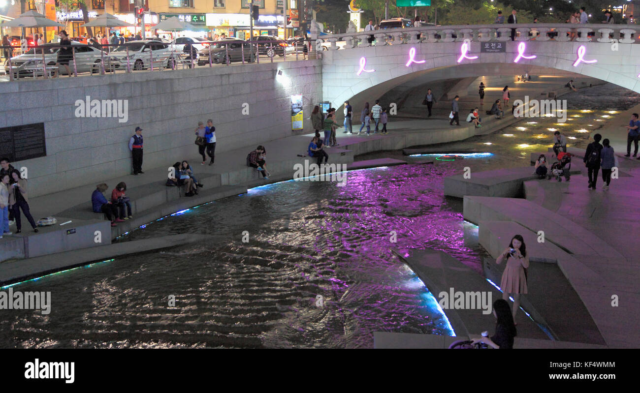 South Korea, Seoul, Cheong-gye Stream, people Stock Photo - Alamy
