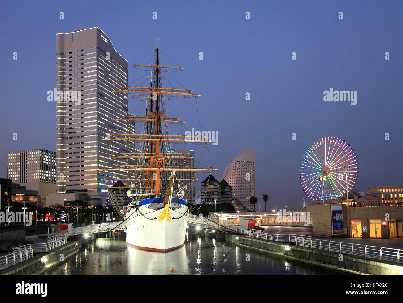 Japan, Yokohama, Minato Mirai, Nippon Maru ship, skyline Stock Photo ...