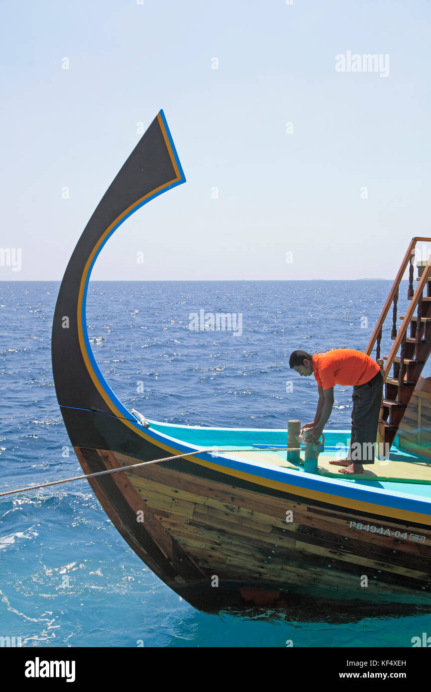 Traditional dhoni boat in maldives hi-res stock photography and images ...