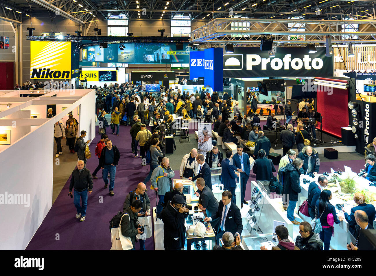 France, Ile de France, Paris, Photo fair, Porte de Versailles Stock ...