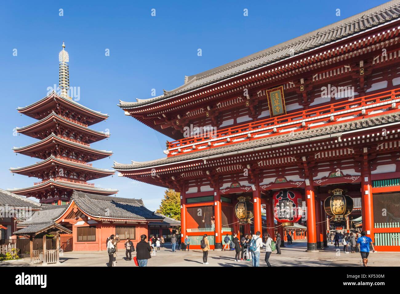 Japan, Honshu, Tokyo, Asakusa, Sensoji Temple aka Asakusa Kannon Temple ...