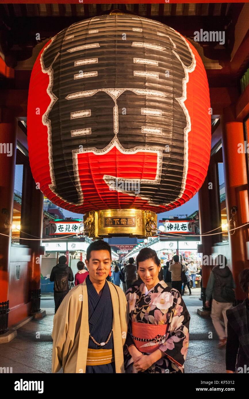 Japan, Honshu, Tokyo, Asakusa, Sensoji Temple aka Asakusa Kannon Temple ...