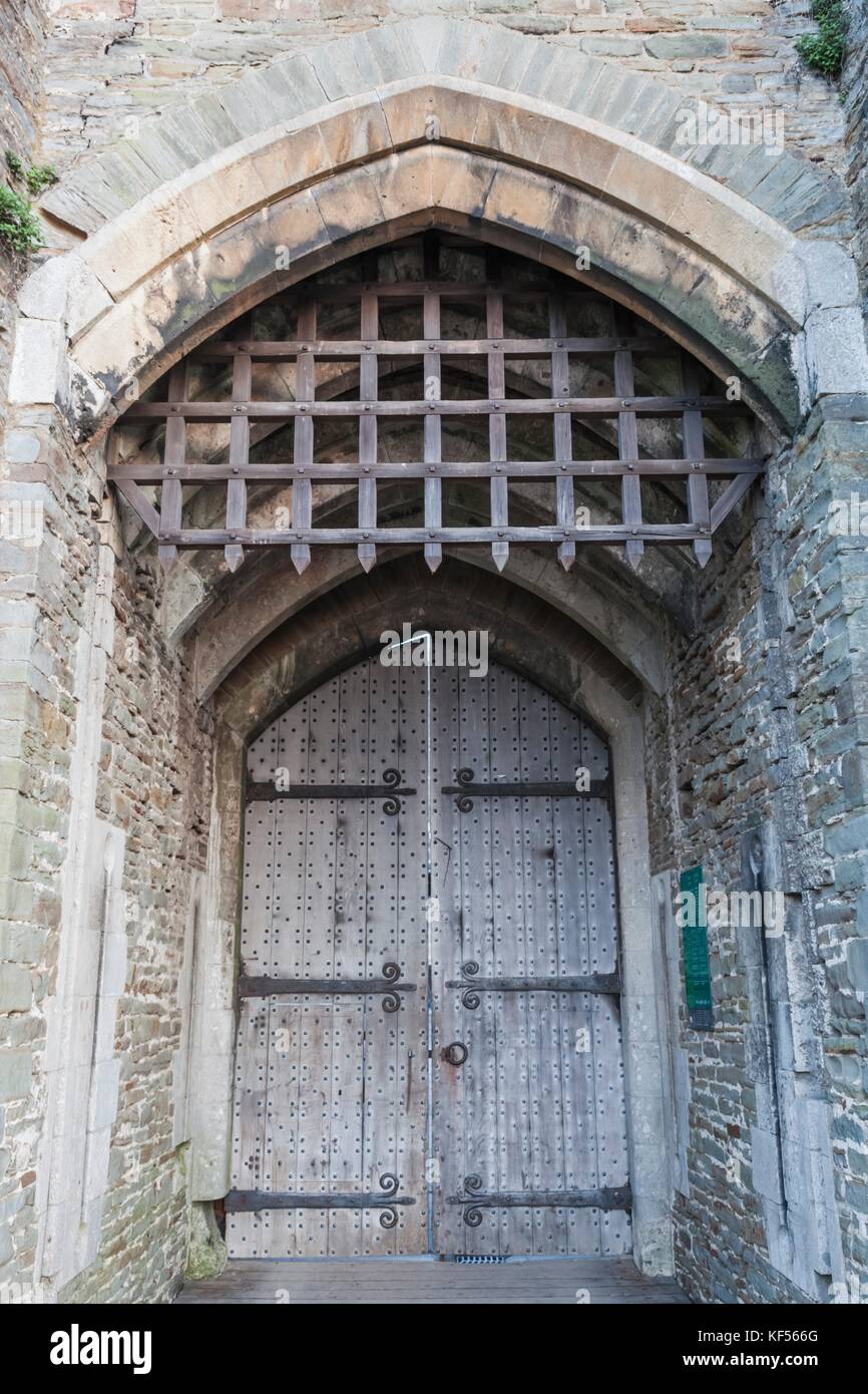 Wales, Glamorgon,Caerphilly, Caerphilly Castle, Entrance Doors Stock ...