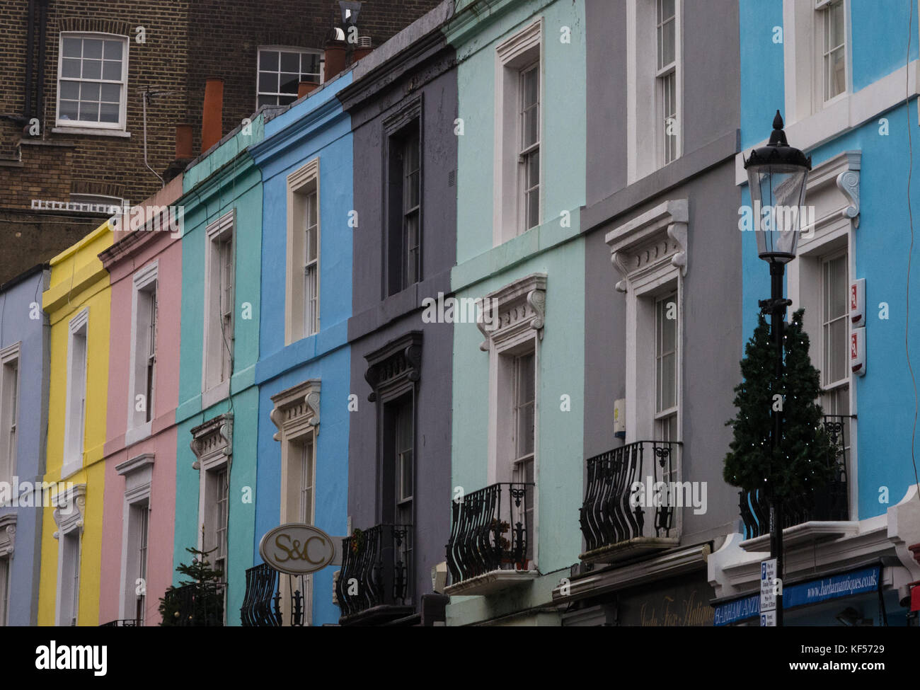Portobello road coloured houses hi-res stock photography and images - Alamy