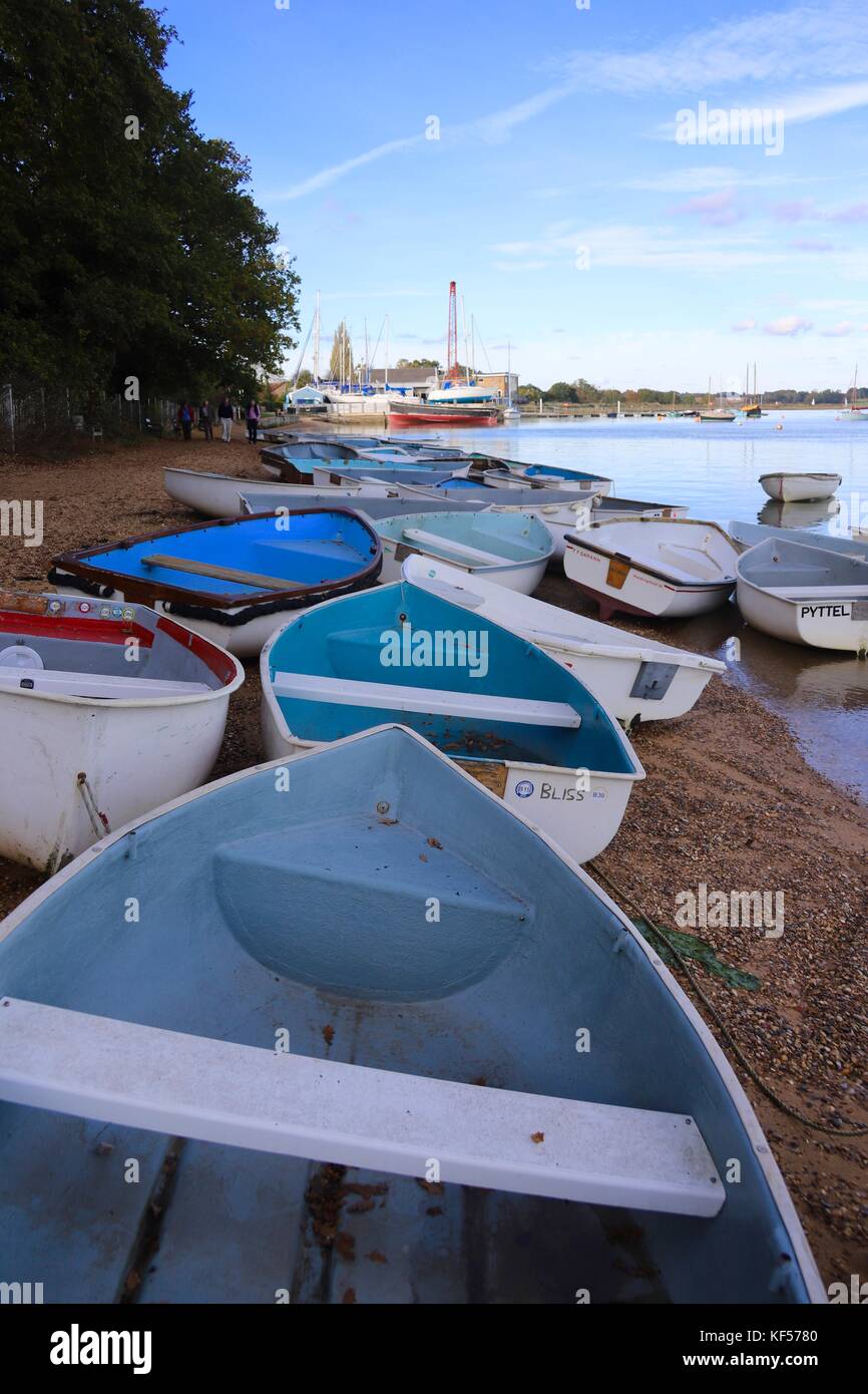 Shiny boats hi-res stock photography and images - Alamy