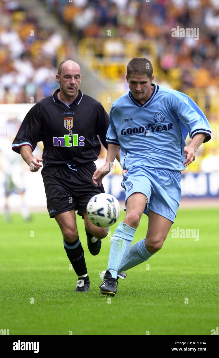 Wolverhampton Wanderers footballer Carl Robinson Stock Photo - Alamy