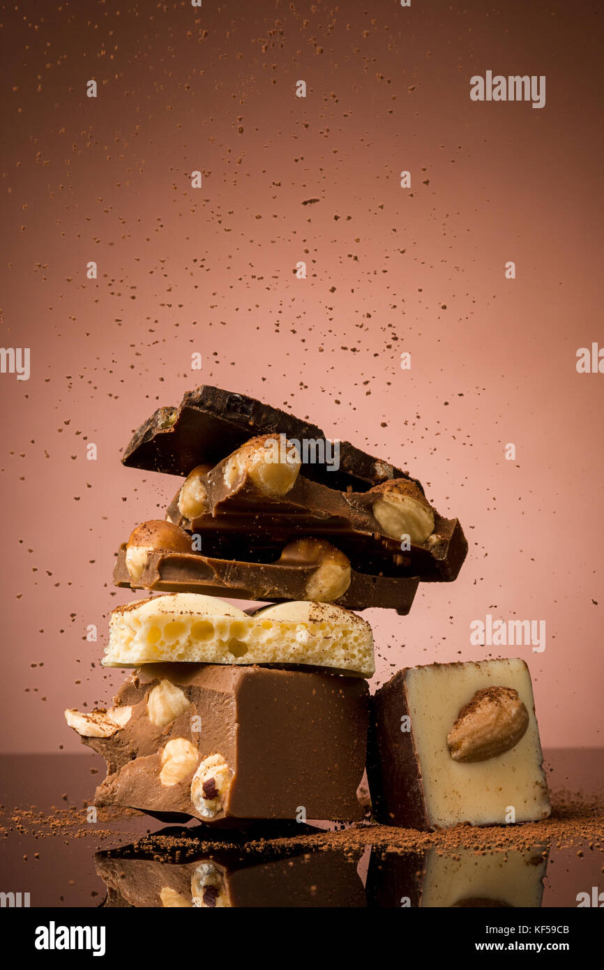 Pile of broken chocolate Stock Photo - Alamy