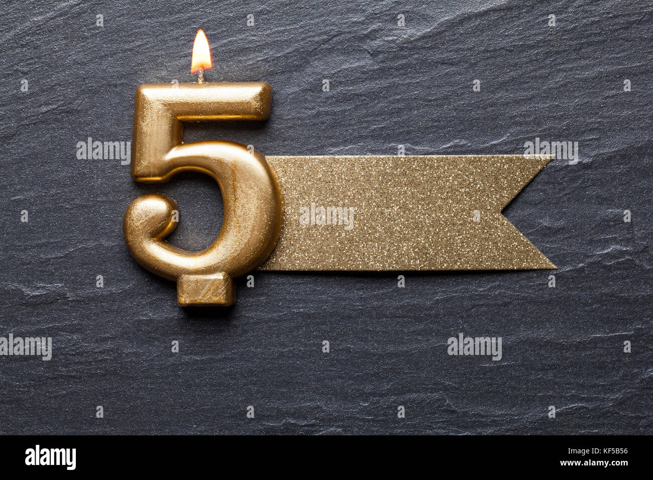Happy 5th birthday hi-res stock photography and images - Alamy