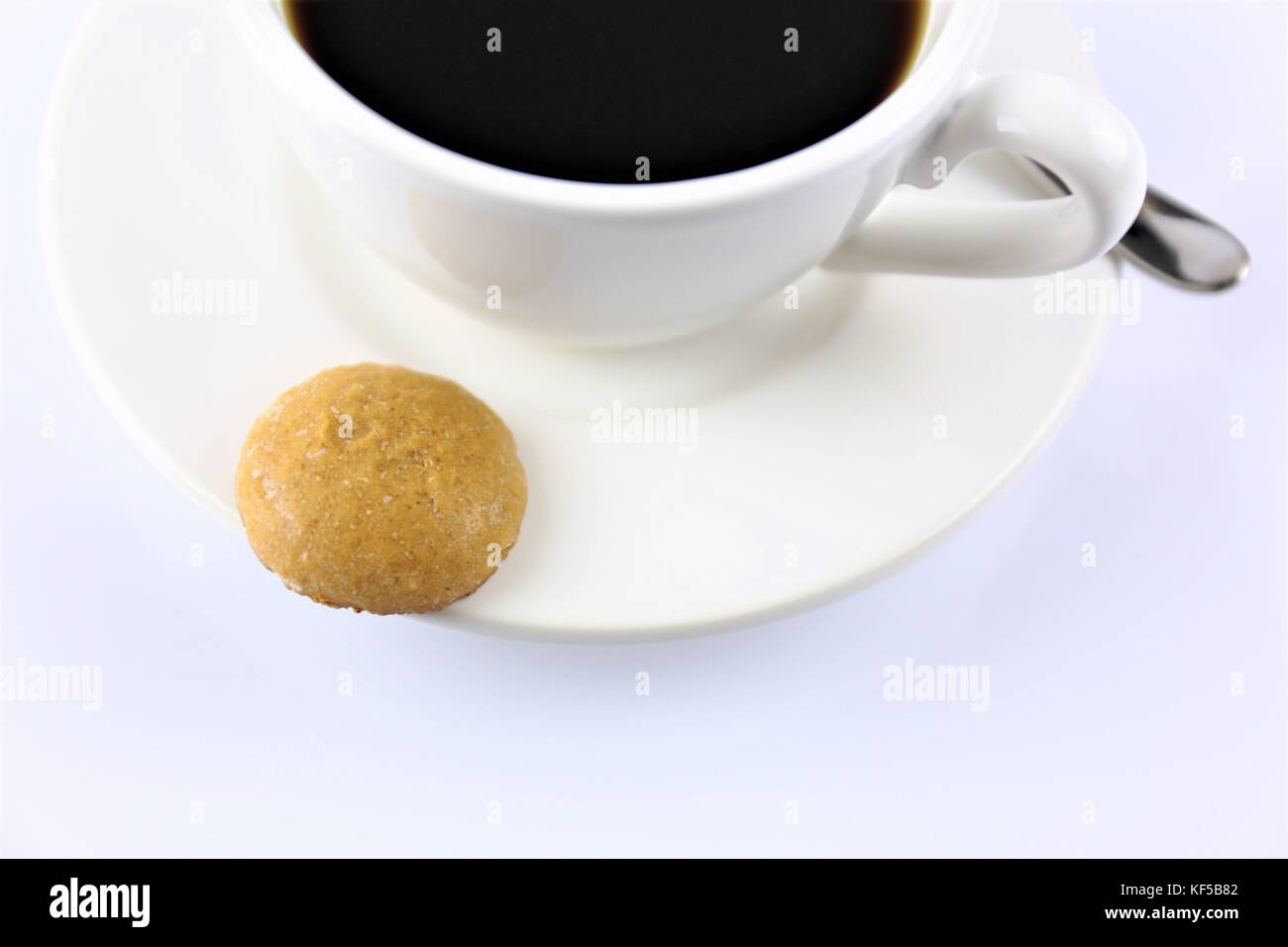 Espresso coffee with biscuit hi-res stock photography and images - Alamy