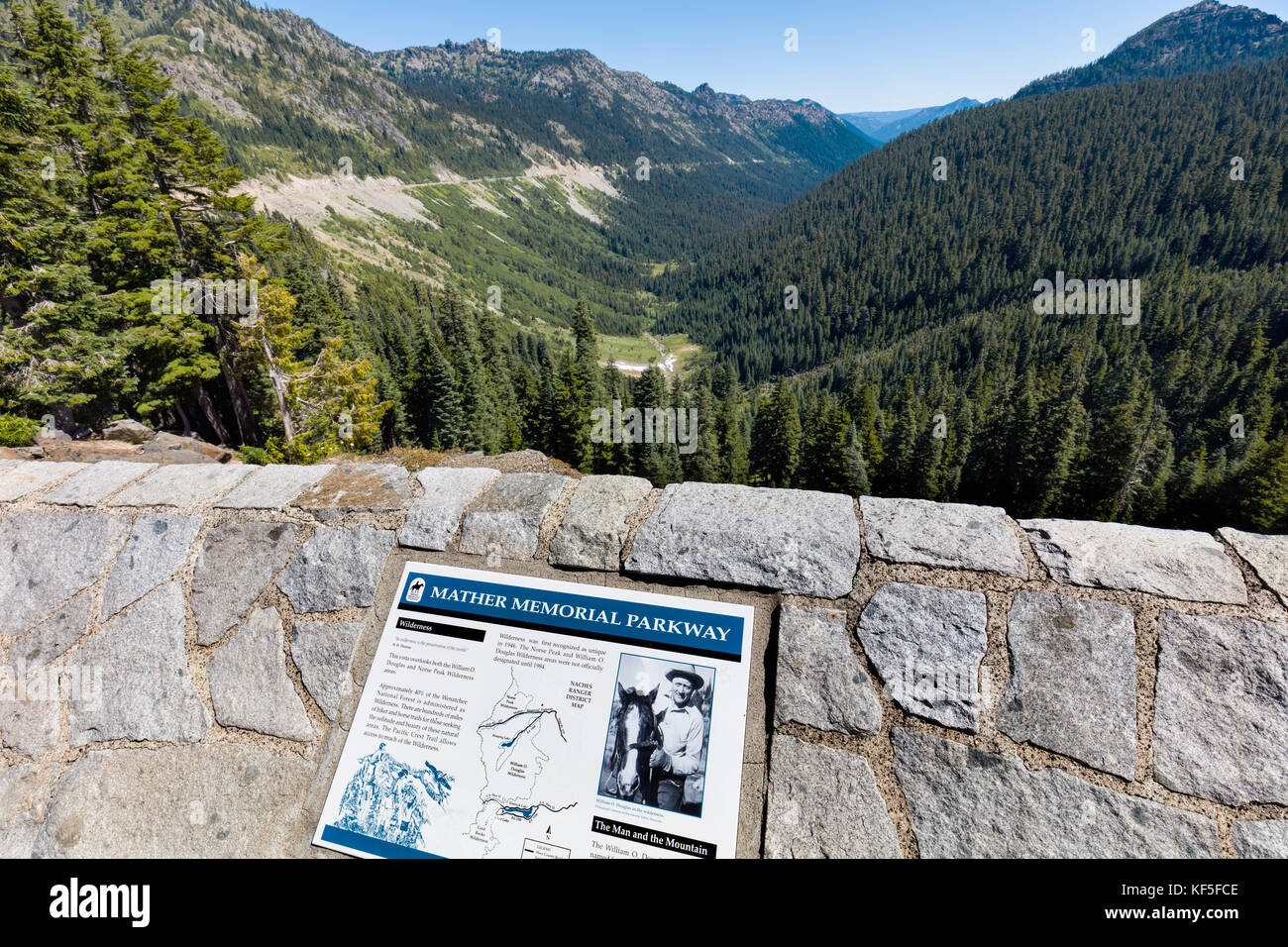 View down valley from Chinook Pass on the Mather Memorial Parkway in ...
