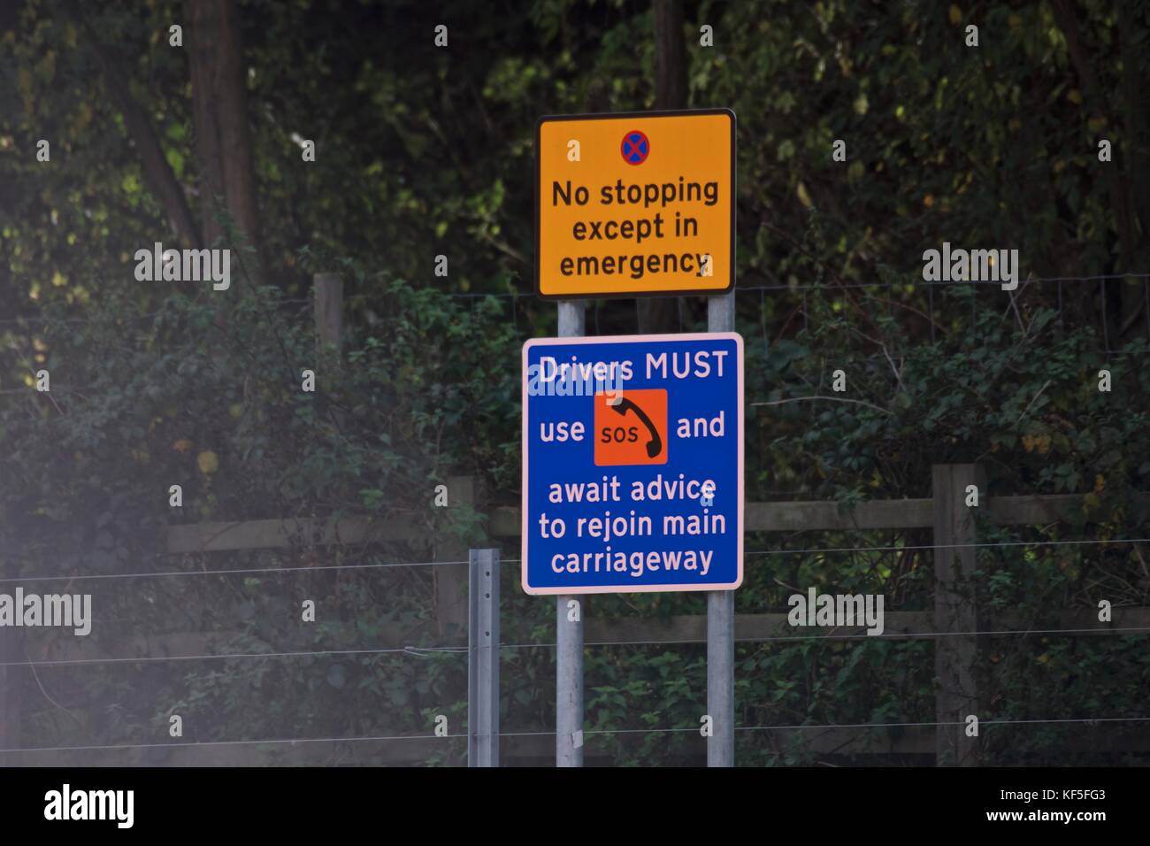 Smart motorway hard shoulder sign hi-res stock photography and images ...