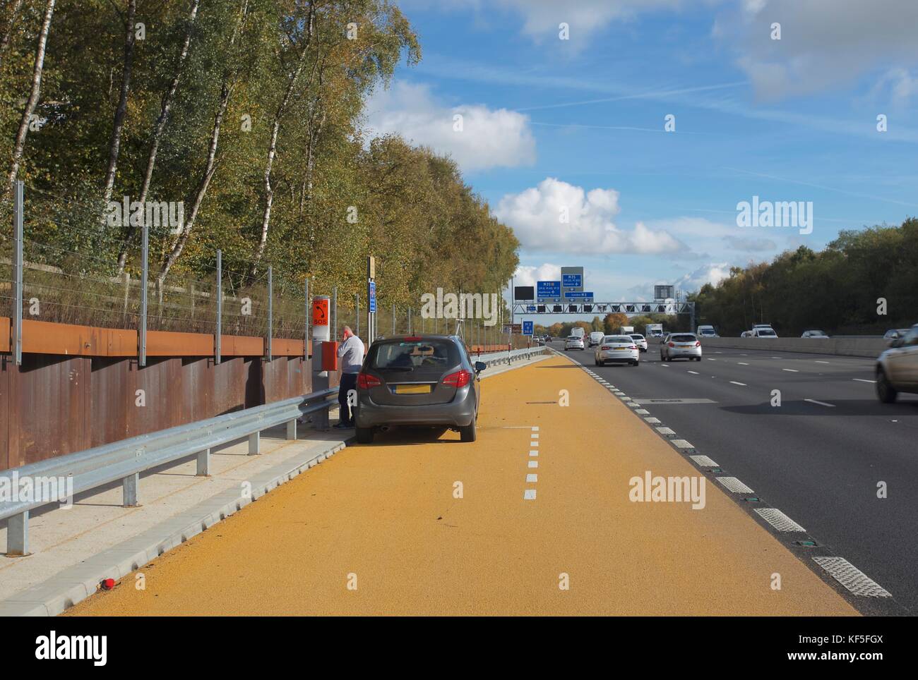 Smart motorway emergency refuge area hi-res stock photography and ...