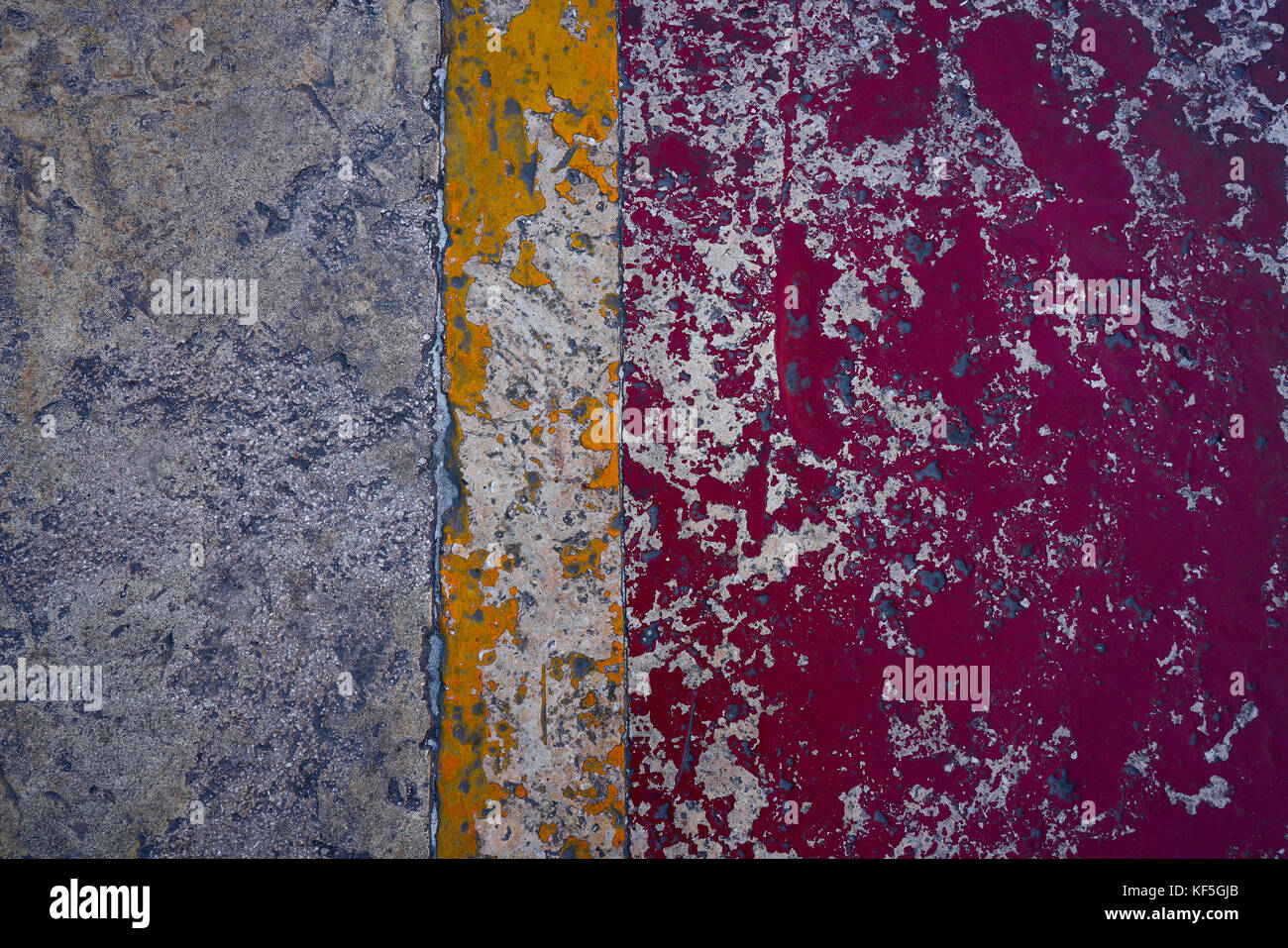 Parking lot painted lines in pavement texture Stock Photo - Alamy