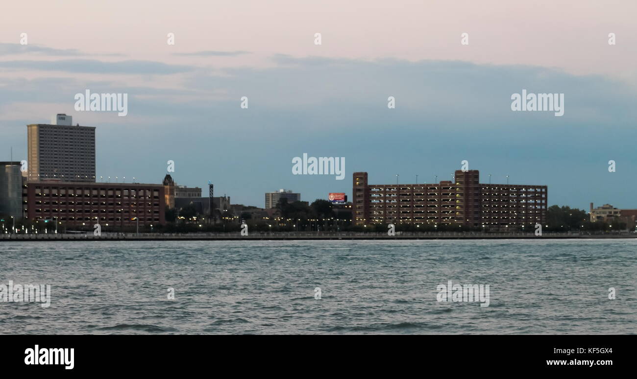 Detroit riverfront hi-res stock photography and images - Alamy