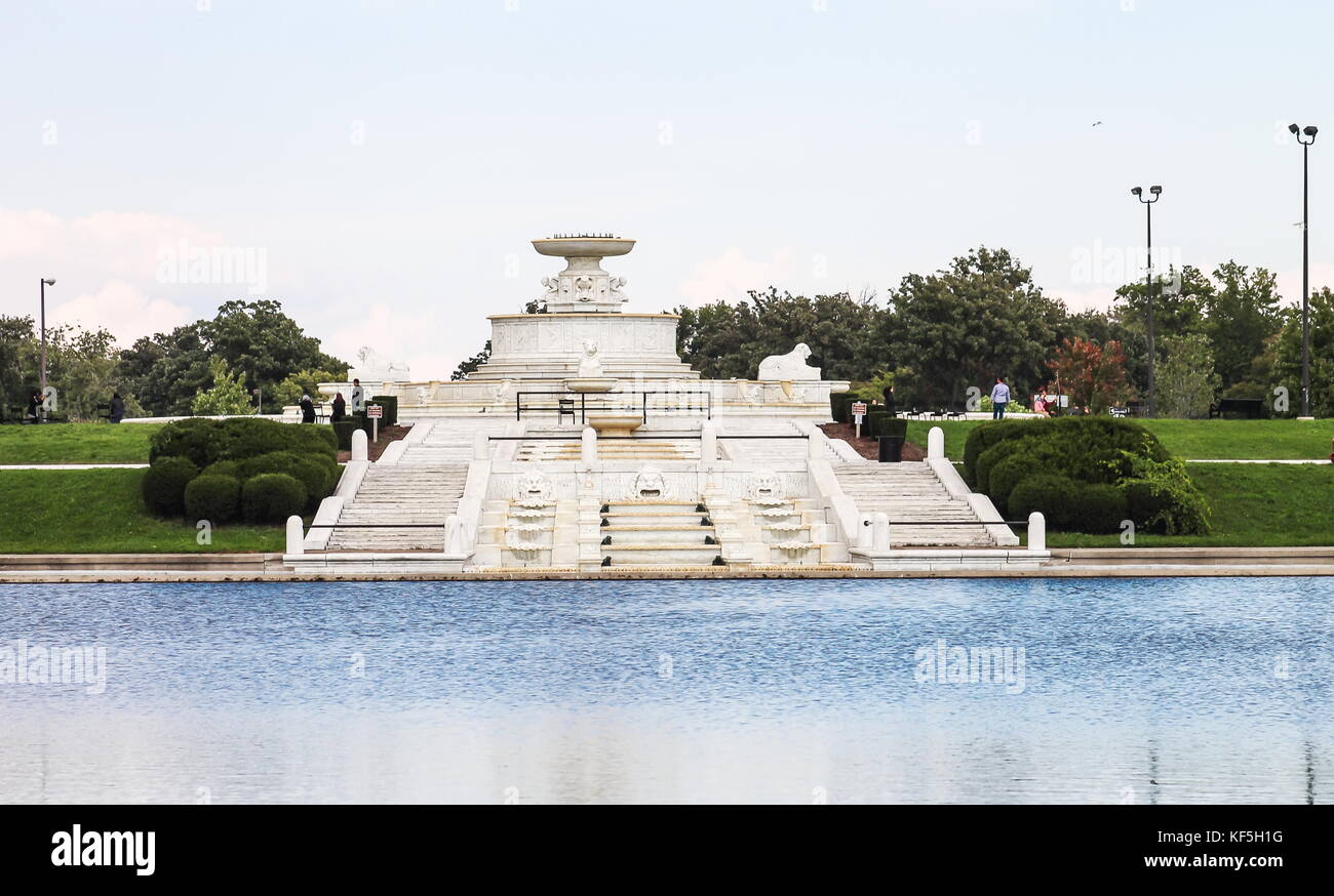 Detroit, MI, USA - 2 October 2016: The James Scott Memorial Fountain is ...