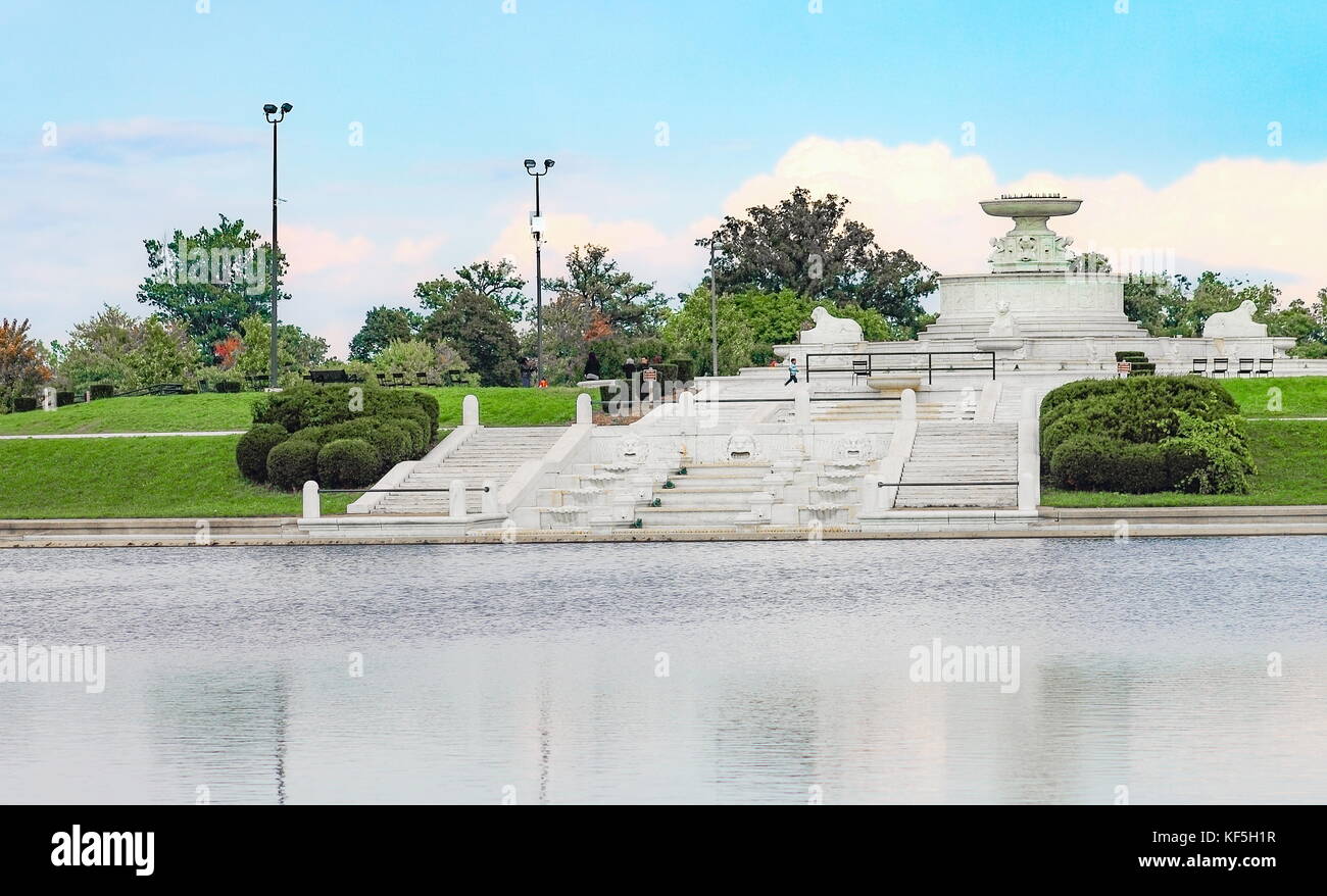 Detroit, MI, USA - 2 October 2016: The James Scott Memorial Fountain is ...