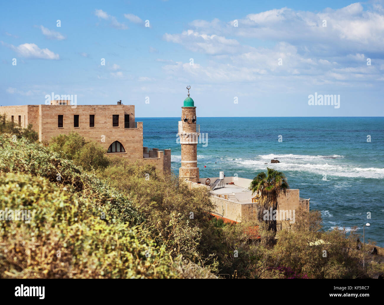 Al-Bahr mosque of Yaffa in Tel-Aviv Stock Photo - Alamy