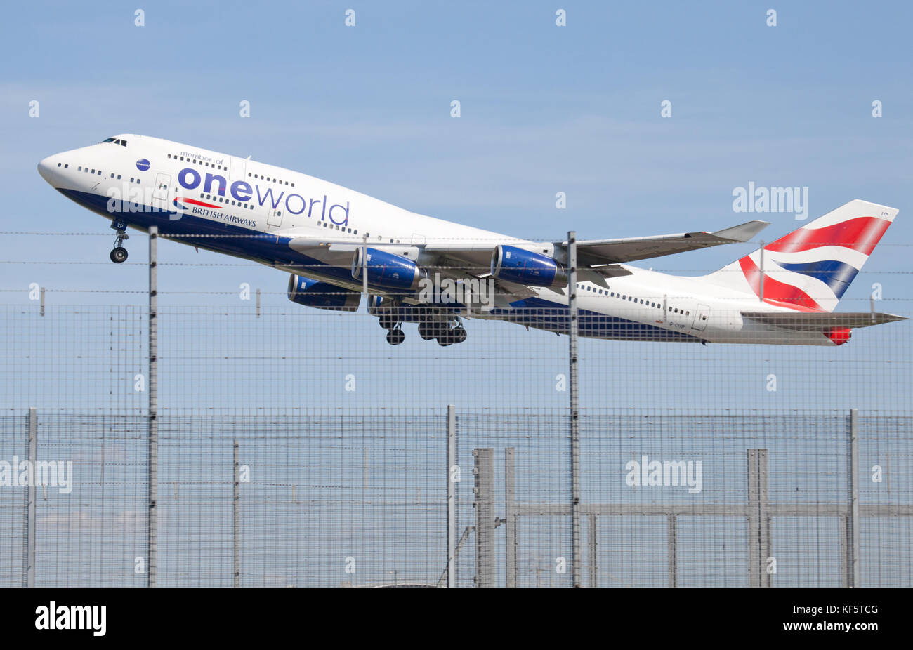 British Airways Boeing 747 Jumbo Jet G-CIVP taking off from London ...