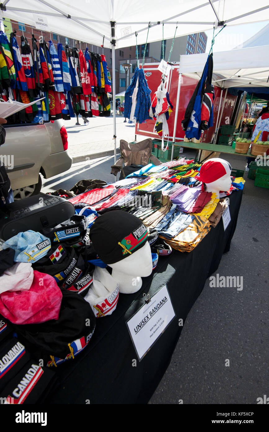 Farmers market flags hi-res stock photography and images - Alamy