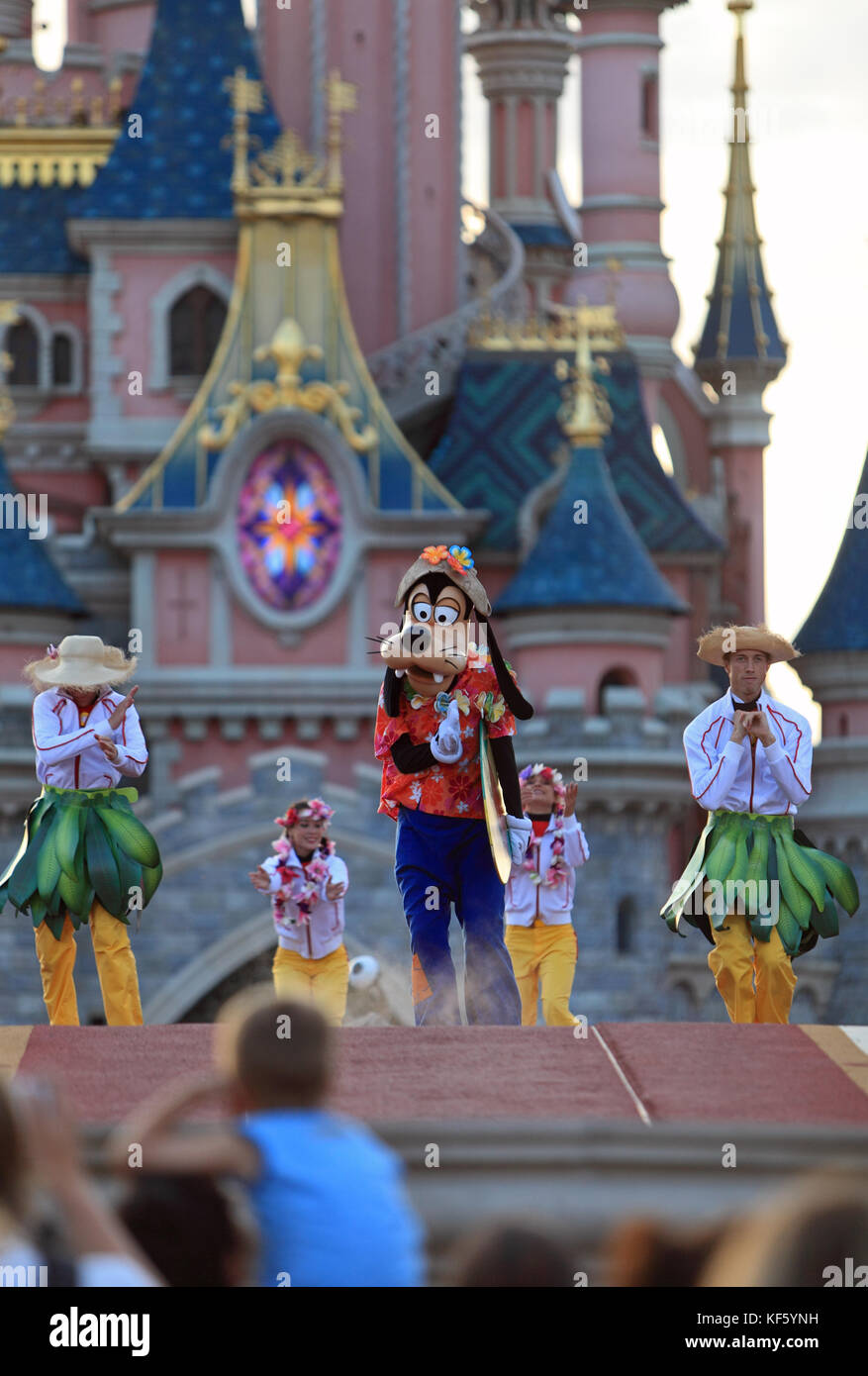 Paris,France,July 11th: Goofy and some dancers dancing during an ...