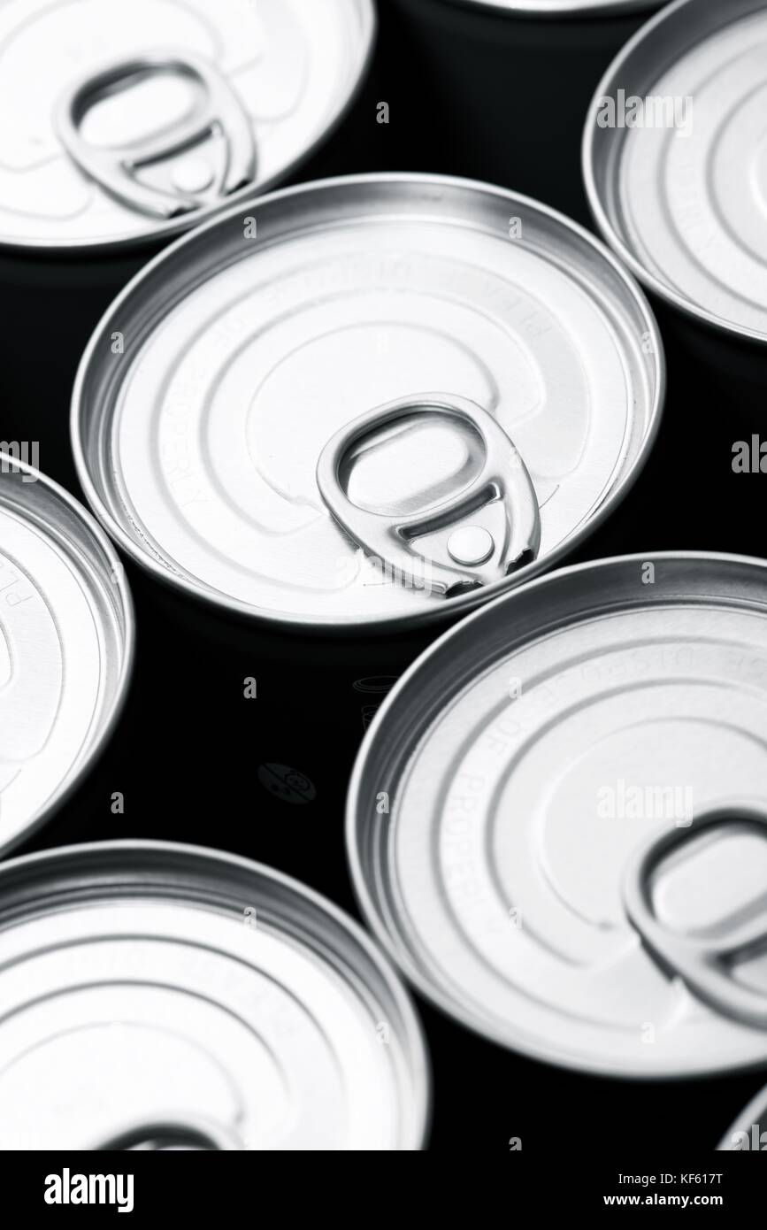 Closeup of a group of aluminium cans Stock Photo - Alamy