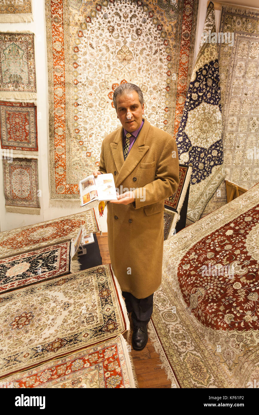 Turkish carpet salesman hi-res stock photography and images - Alamy