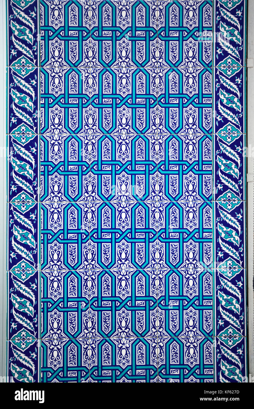 Ceramic wall tile ottoman turkey turkish islamic art hi-res stock ...