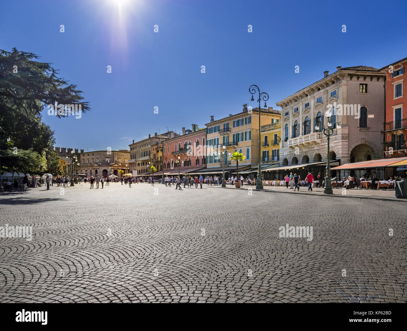 Piazza Bra Square, Verona Stock Photo - Alamy