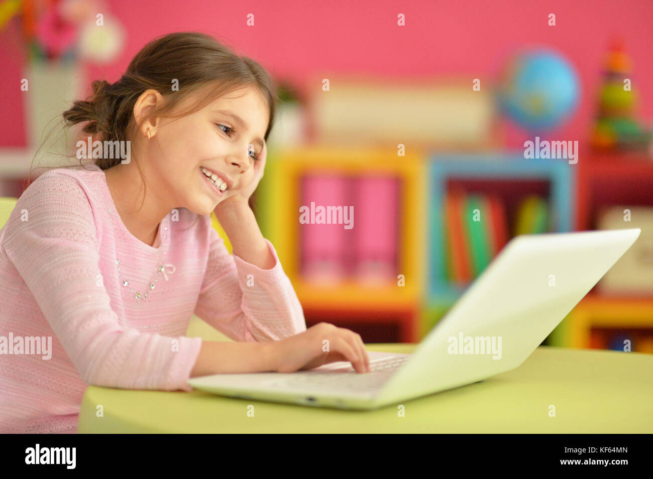 girl using modern laptop Stock Photo - Alamy
